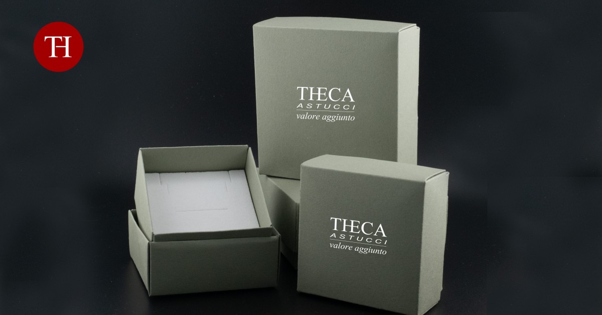 Self-assembling boxes - Theca Astucci