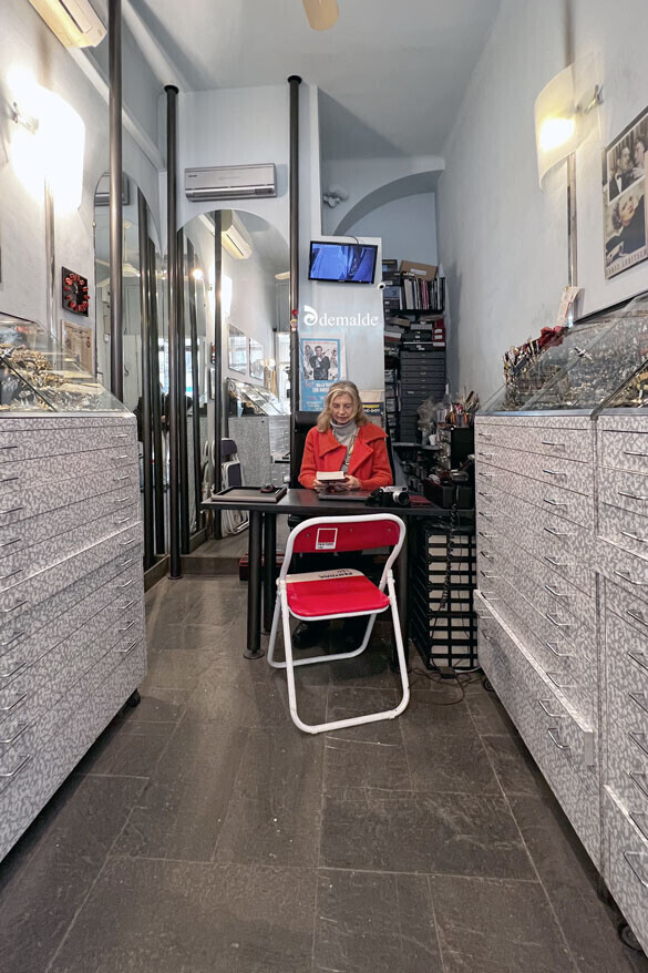 Demaldè Milano, lo charme dei gemelli per camicia d'autore